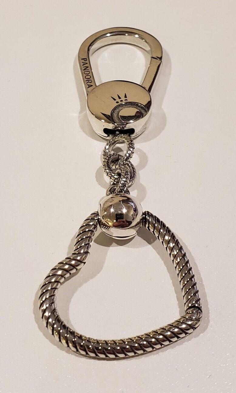 AUTHENTIC PANDORA Moments Small Heart Bag Charm Holder (392238C00) for ...