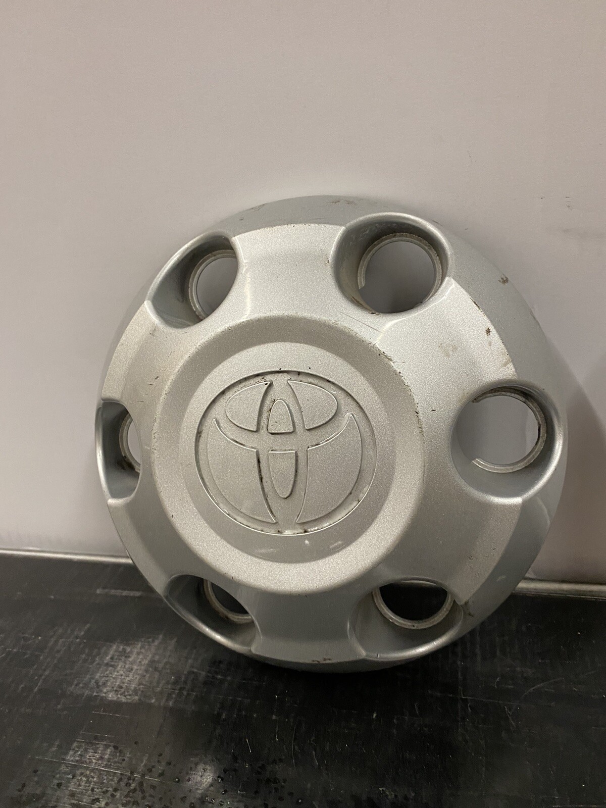 2005-15 Toyota Tacoma 4260B-04010 Factory OEM Wheel Center Rim Cap Hub ...