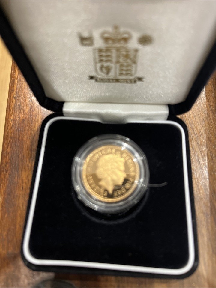 2002 Gold Sovereign - Elizabeth II Fourth Head | eBay UK