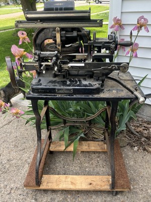 Vintage Dog Tag Machine With Stand - Graphotype Model G1 Addressograph ...