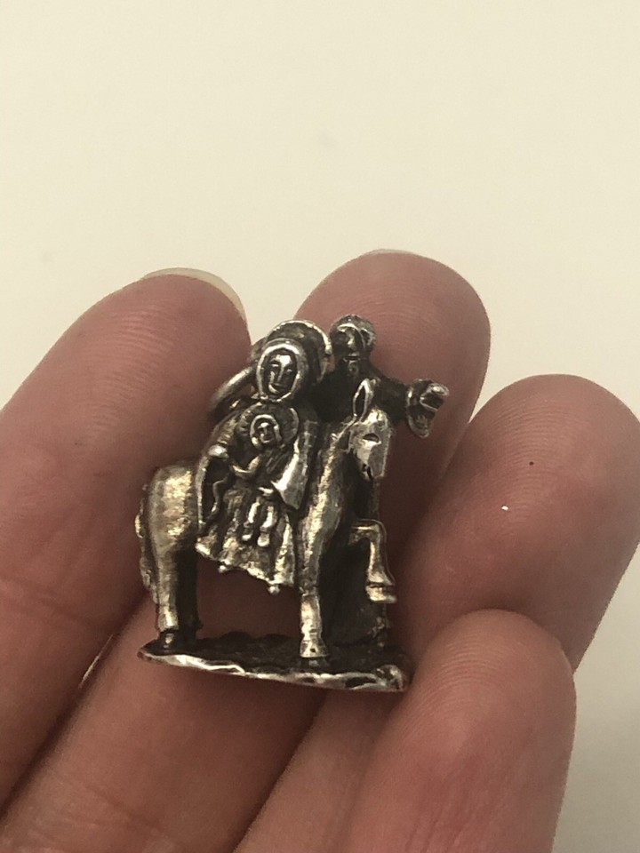 James Avery Holy Family (Joseph Mary and Jesus Nativity) pendant ...