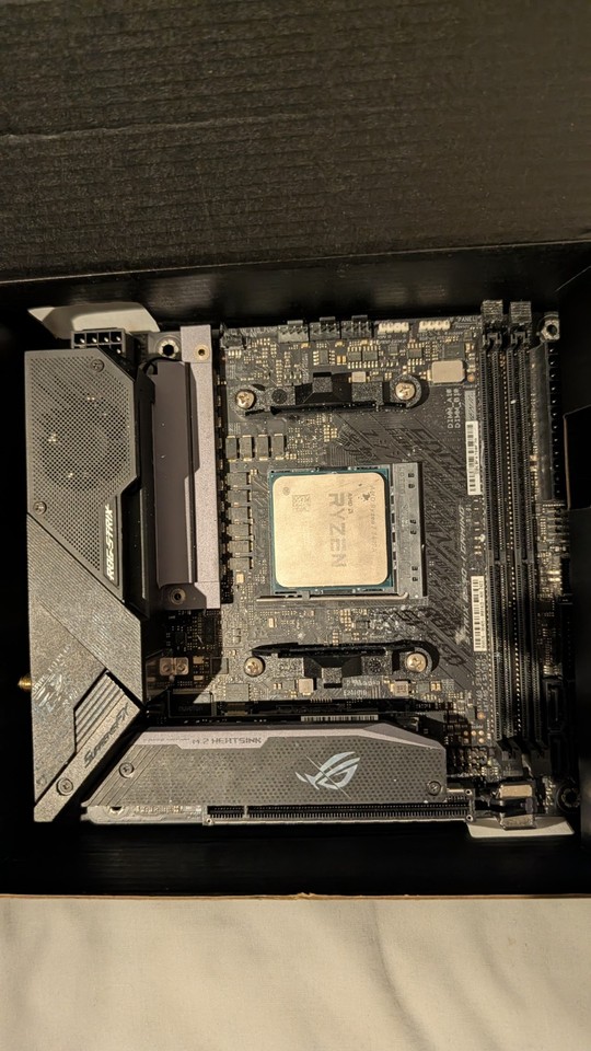 Asus ROG Strix B550i WiFi Gaming Including Ryzen 5 5800X CPU and RAM ...