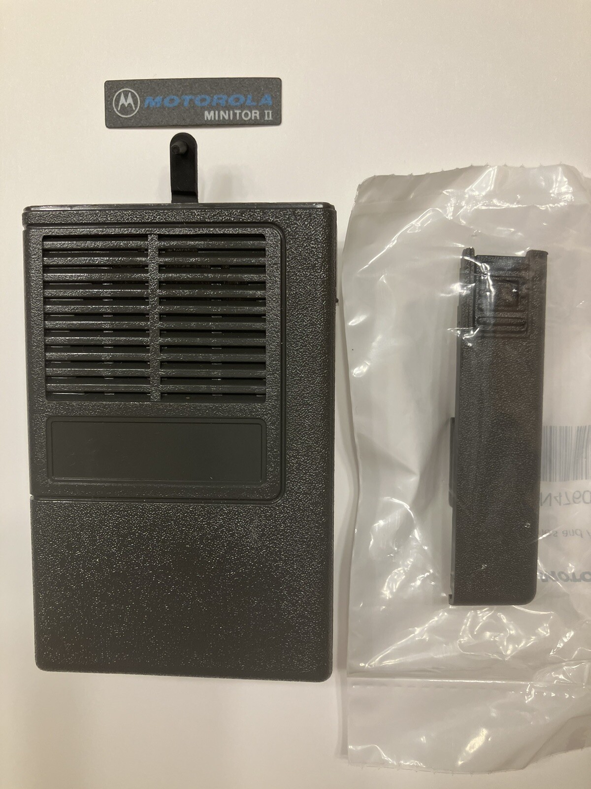 New OEM Motorola Minitor II (2) Gray Housing Kit-NHN8067A NRN4760A ...