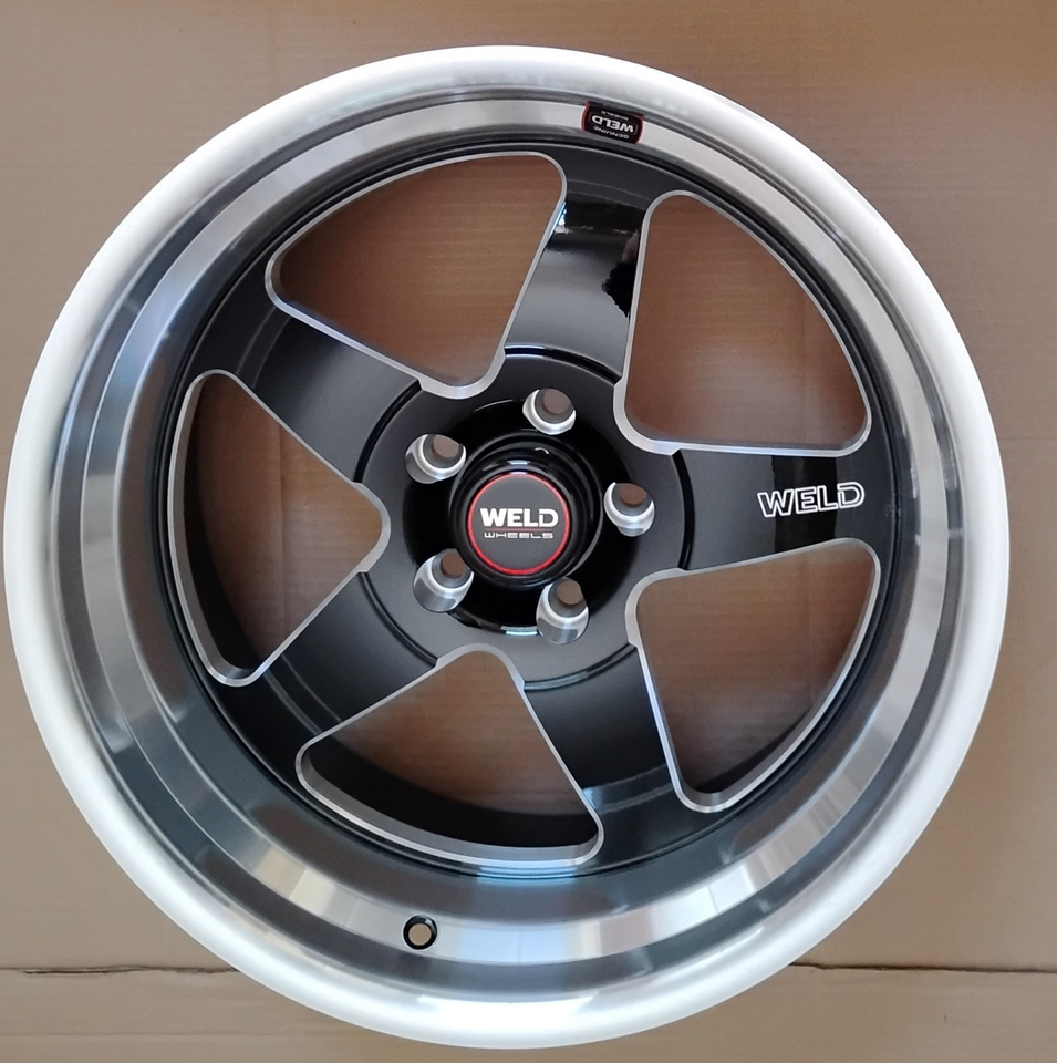 NEW WELD RACING VENTURA 18X9.5 5X114.3 BP 5.25 BS BLACK (PAIR) # ...