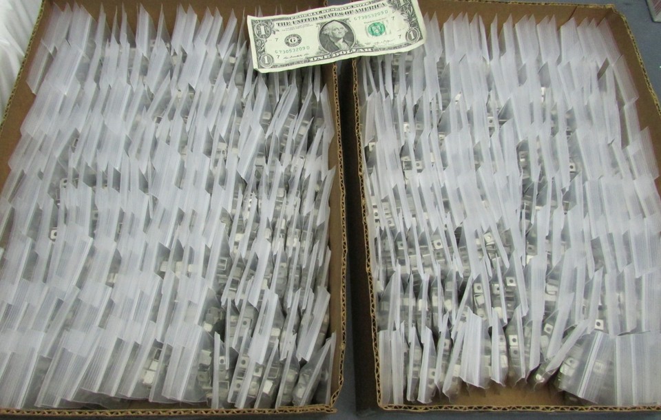 25 Tyco/Amp Faston .250 Series M3 Screw or Solder x Male Quick Connect ...