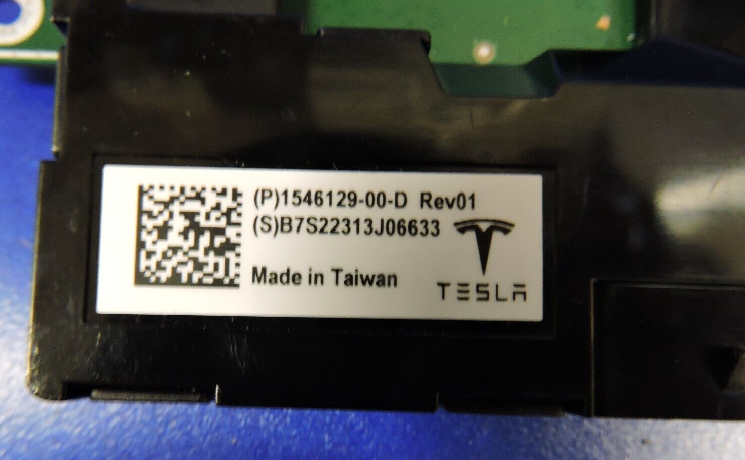 2017-2023 TESLA MODEL 3 REAR CENTER CONSOLE BACK USB PORT SWITCH OEM ...