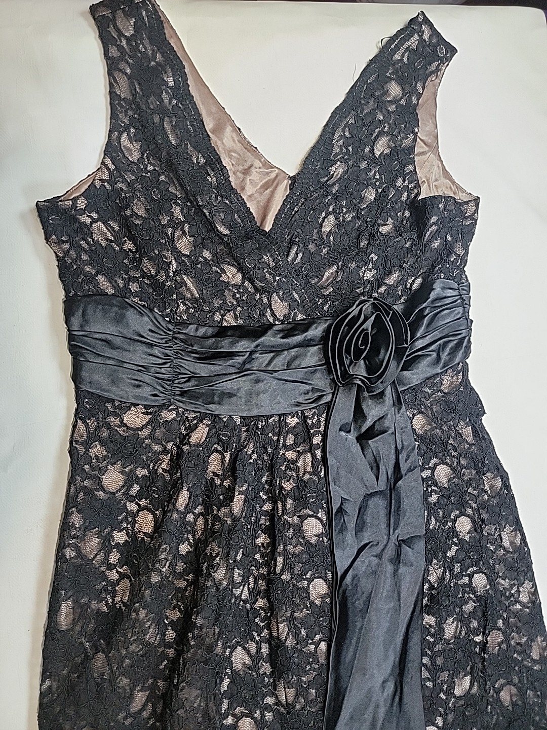KATHY ROBERTS~BEAUTIFUL BLACK Floral PARTY DRESS~LADI… - Gem