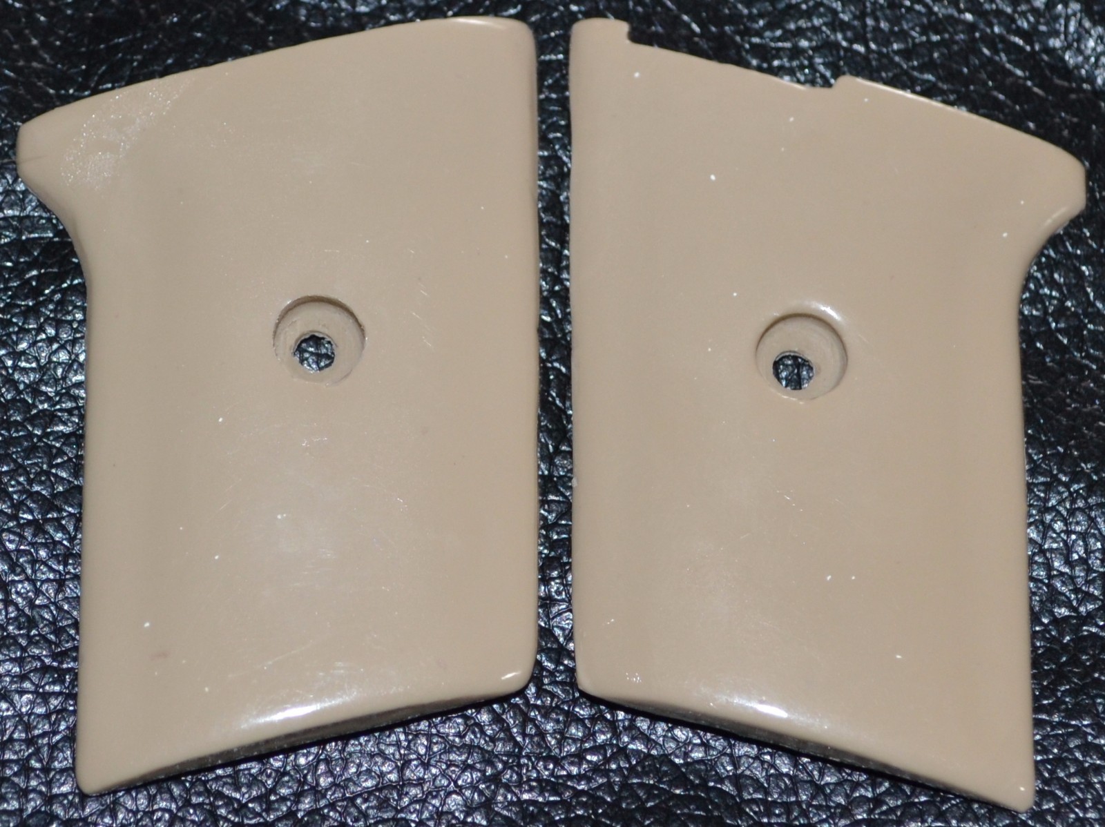 Phoenix Arms Raven 25 ACP pistol grips Tan color smooth slide safety ...