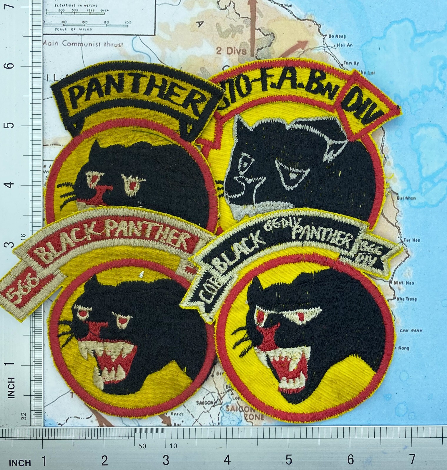 3 Patch plus 1 , 566Th SIGNAL Co , black panther , 66th division ...