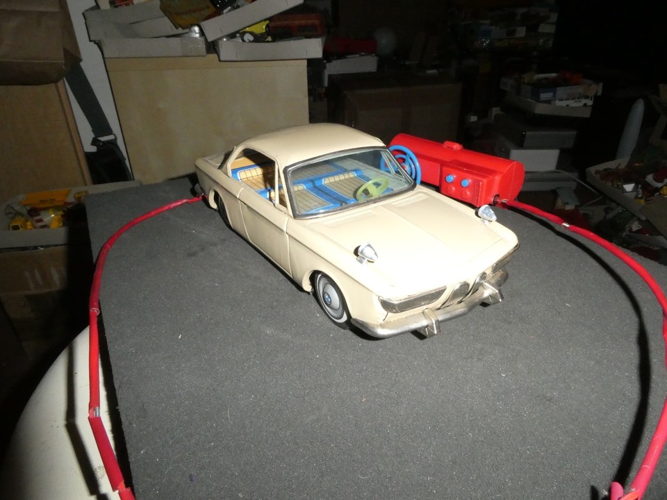 Yonezawa n.mint Blech Battery BMW 2000 CS Coupe 60ies Top | eBay.de