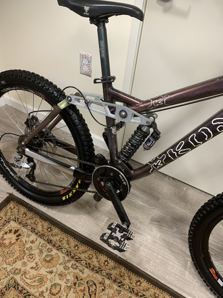 Kona 2006 Stinky Custom DH Racer. Very Nice Low Miles Always Stored ...