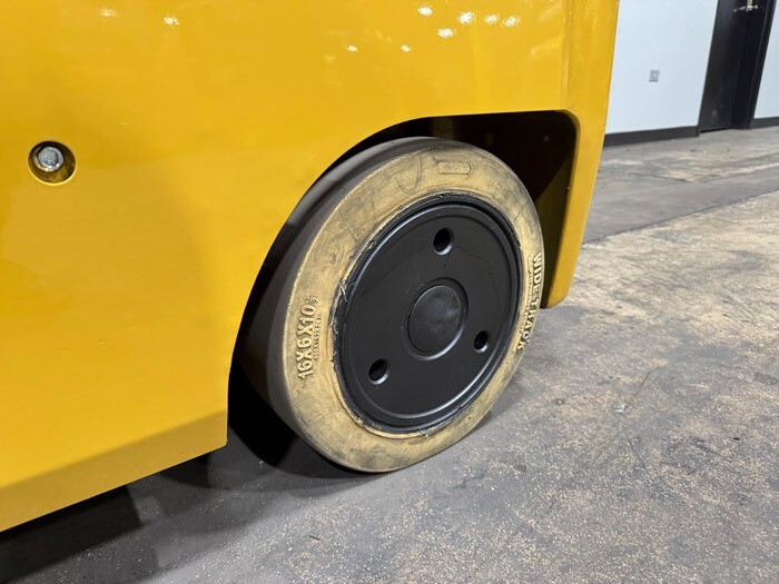 2016 CATERPILLAR EC25N 5,000LB 3 STAGE CUSHION ELECTRIC FORKLIFT STK ...