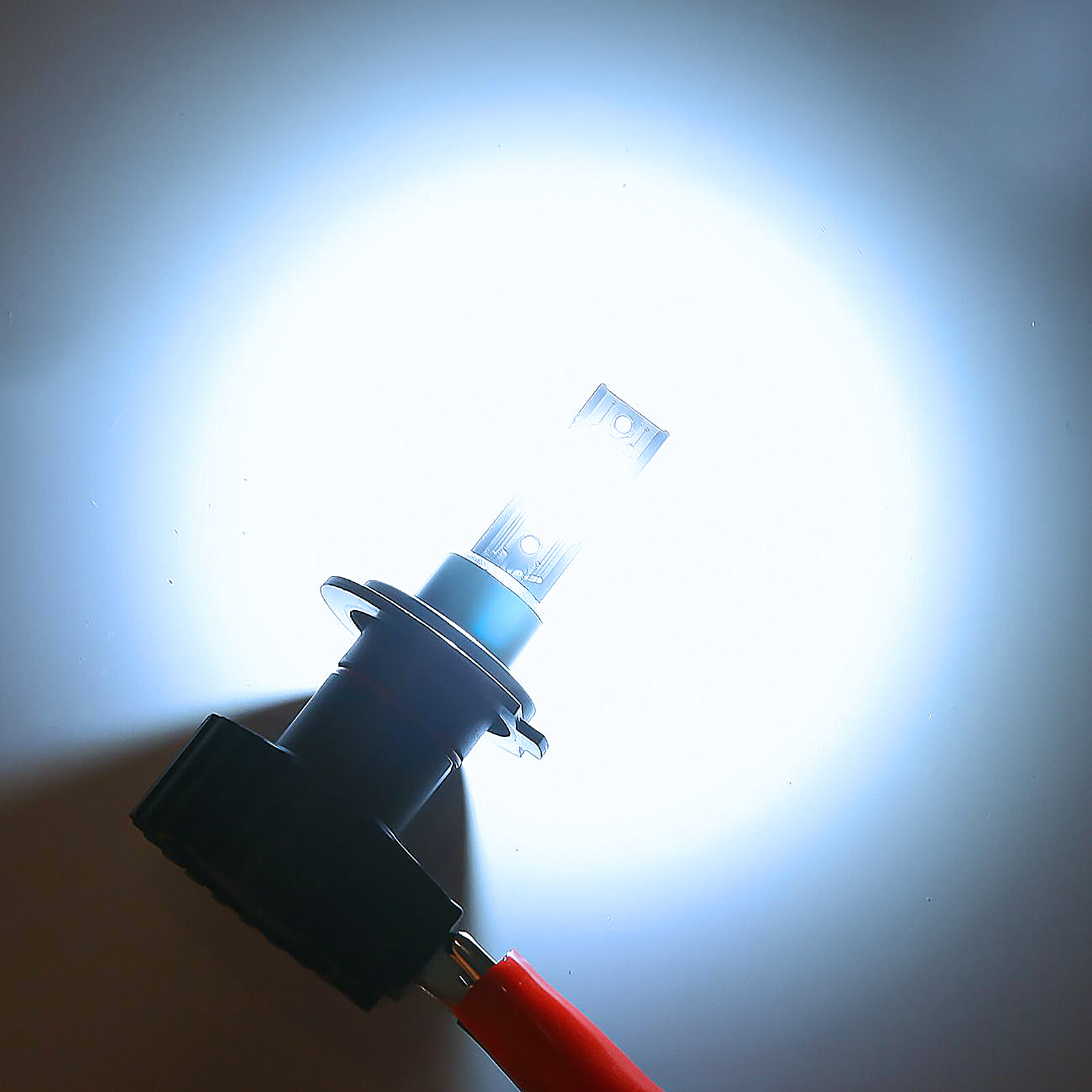 2PCS H7 LED Headlight Bulb Kit High Low Beam 8000K ICE Blue 330000LM ...