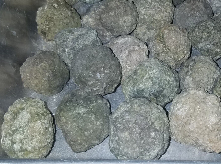 JoNGD: (1-lb LOT) = ( 15 to 19 Uncut Rough Thunderegg Oregon Geode ...