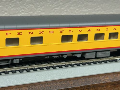 PENNSYLVANIA 10-6 SLEEPER " UP CITIES " PASS THRU CAR HO Scale w ...
