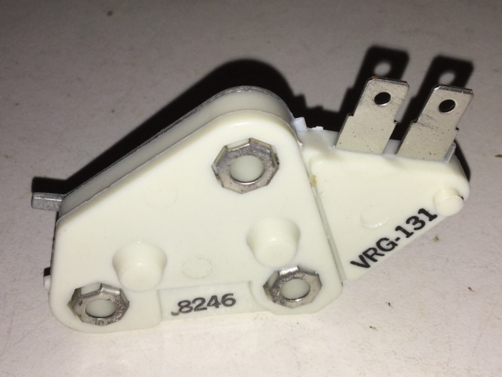 1971-81 GM PASS & TRUCKS 1975-81 AMC ALTERNATOR REGULATOR INTEGRAL ...