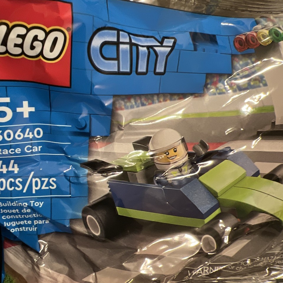 Lego City 30640 Race Car new sealed 44 pieces polybag 2023 NIP driver ...
