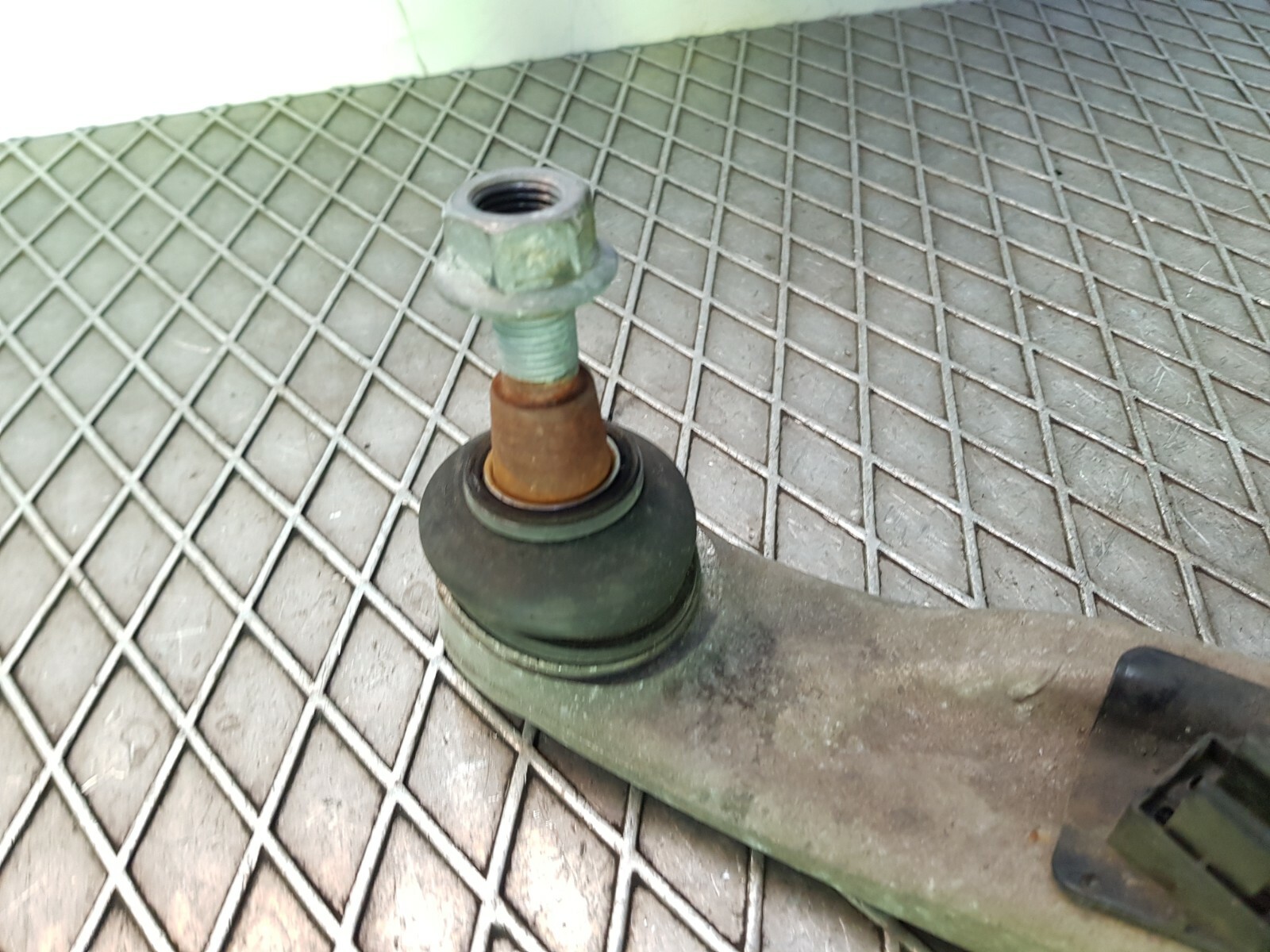 2018 MERCEDES A-CLASS W176 DRIVER FRONT LOWER CONTROL ARM WISHBONE ...