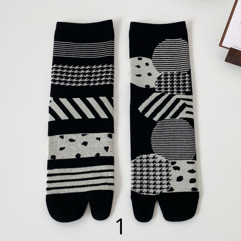 A Pair Women Tabi Split Toe Socks Japanese Style Cotton Striped ...