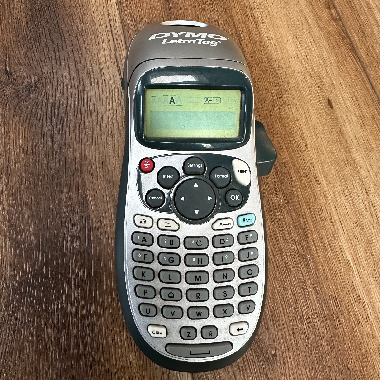 DYMO LetraTag Handheld Portable Electronic Labeler Label Maker Machine ...