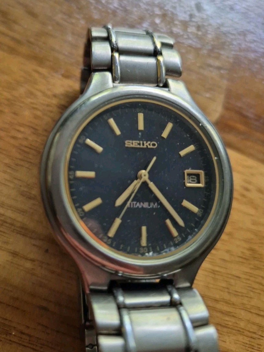 Seiko Titanium Quartz Analog Men's Watch - 7N42-8109-… - Gem