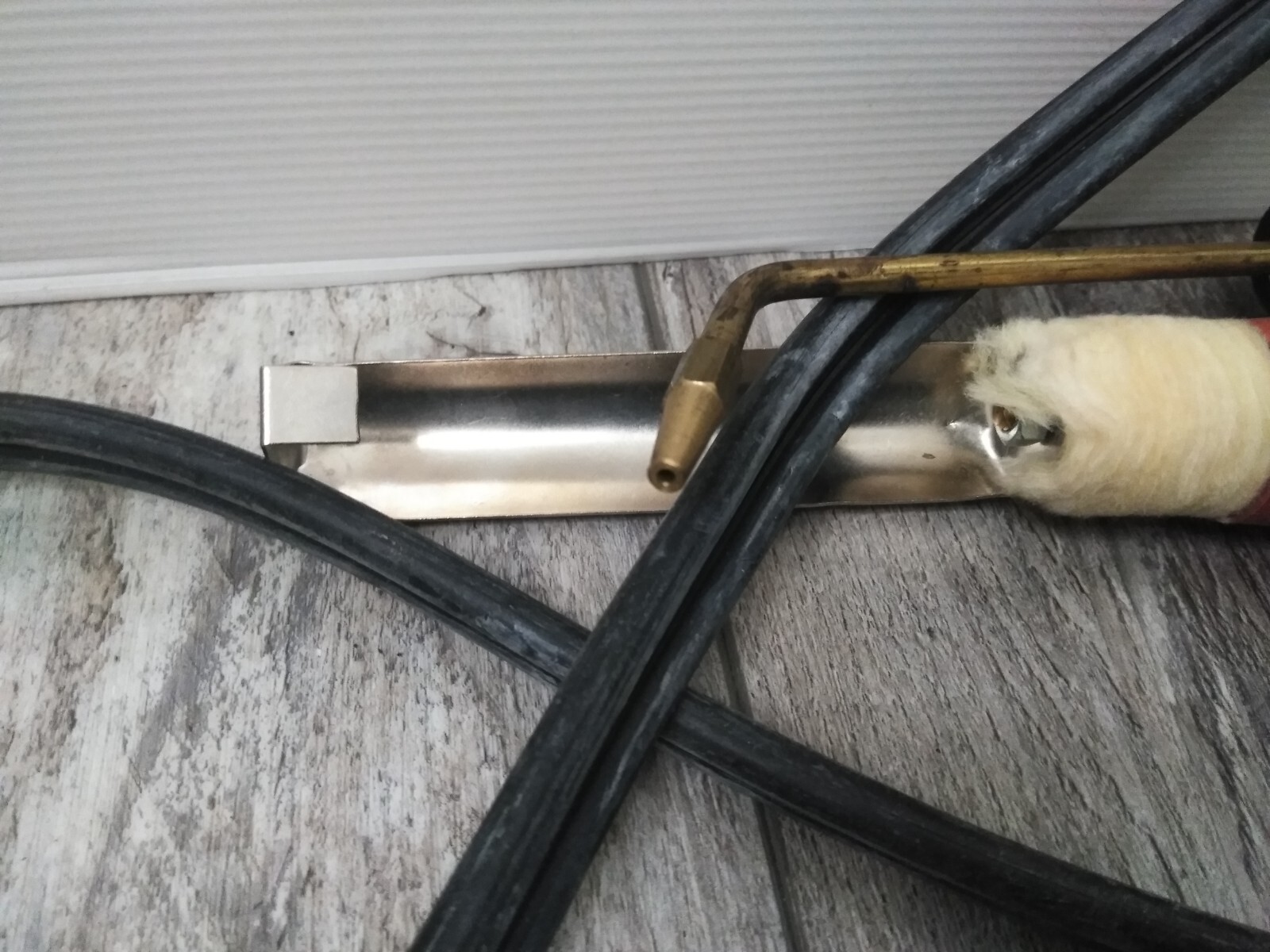 hunt wilde SolidOx Torch Solid Oxygen/Propane Portable Welding Torch ...