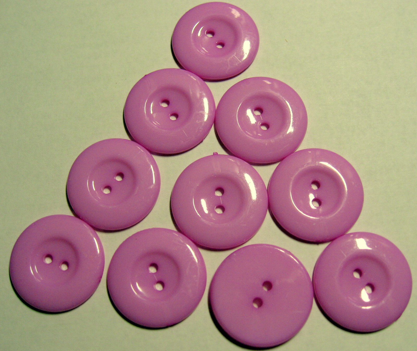 10 or 20 x 2-Hole Budget Plastic Buttons approx. 22mm Wide - various ...