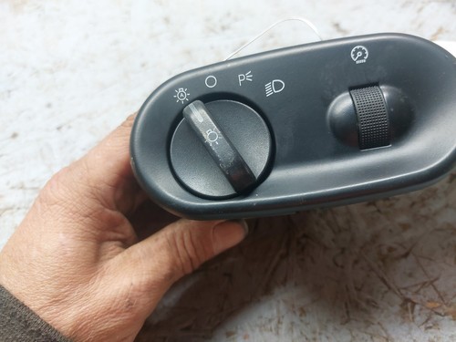 EXPEDITON headlight Switch see photos for match 264306 | eBay