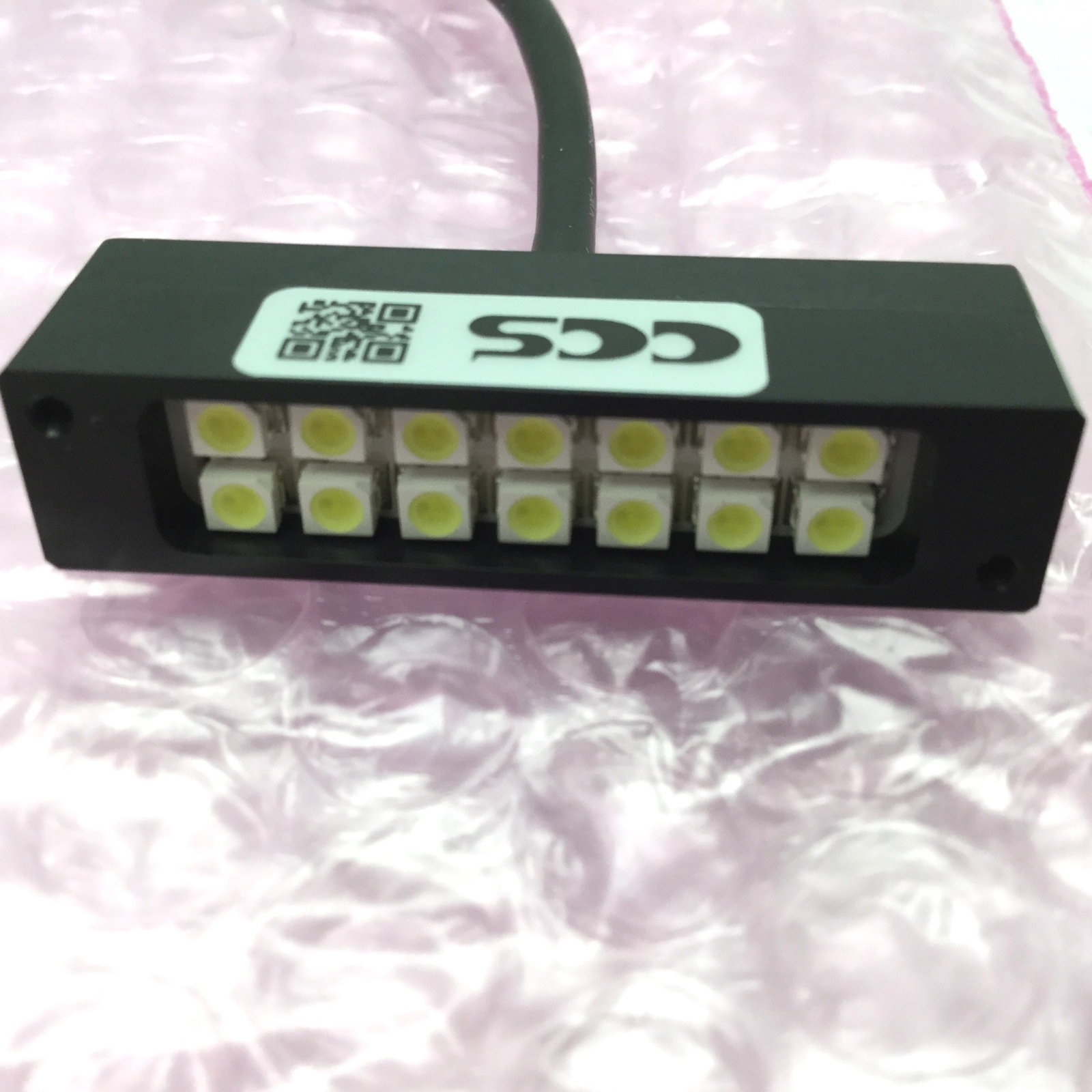 CCS LDL2-33X8SW White LED Bar Light, 24VDC, 0.8W, Peak Wavelength 6 ...