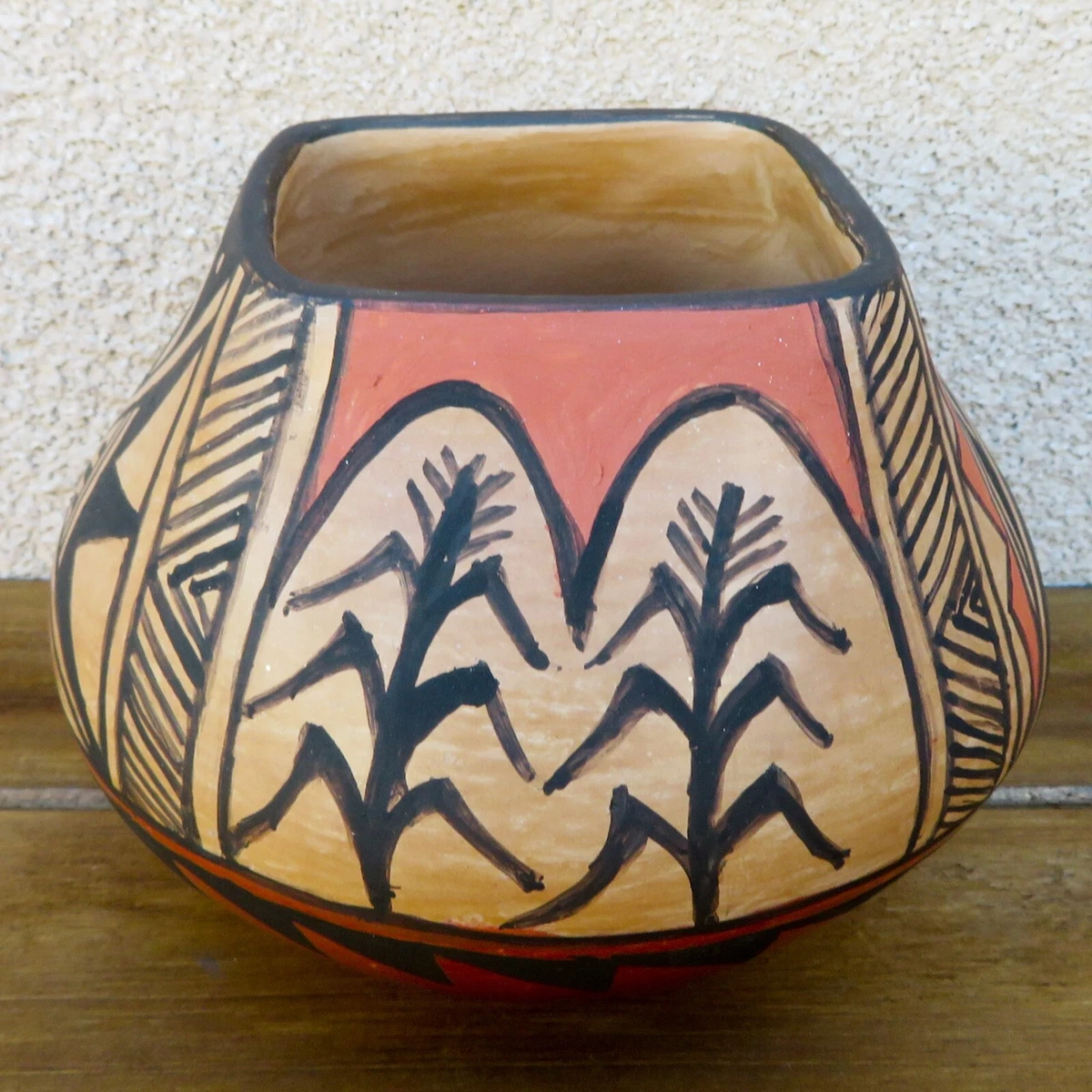 Simple Native American Pottery Designs