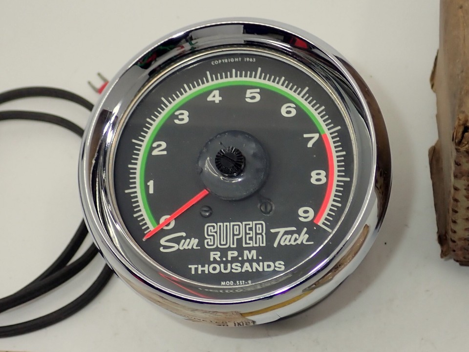 NOS Sun Super Tach 9,000 RPM SST-9 Very First Design 1965 Tachometer ...