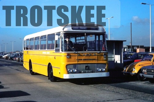 35mm Slide Whyte Colnbrook Ford R1014 Willowbrook 34 JBM682N 1977 ...