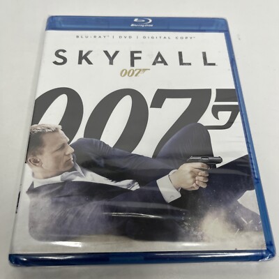 Skyfall (Blu-ray / DVD, 2013, 2-Disc Set, Includes Digital Copy) NEW ...