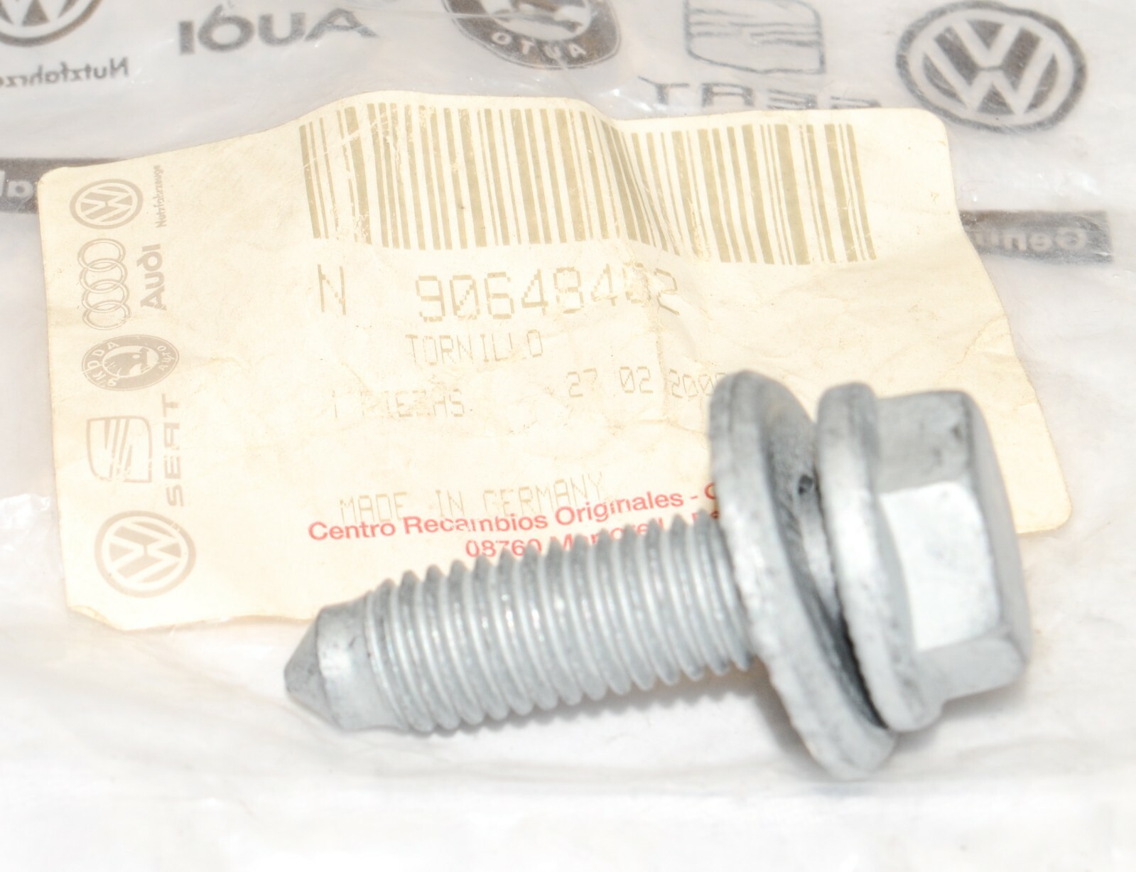 Genuine Audi Seat Skoda Volkswagen Hexagon Head Bolt M10X35 n90648402 ...
