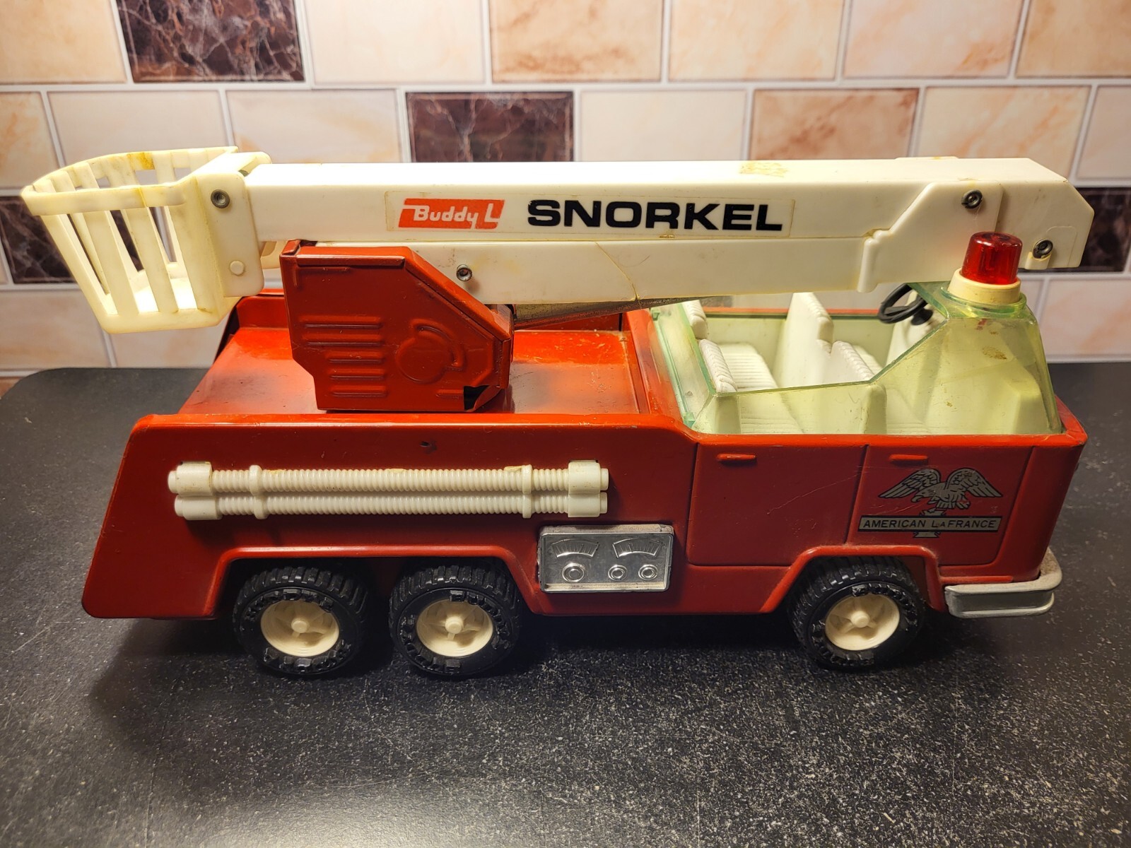 Vtg Buddy L. Red Ptessed Steel Snorkel Fire Truck W/ladder Bucket Made ...