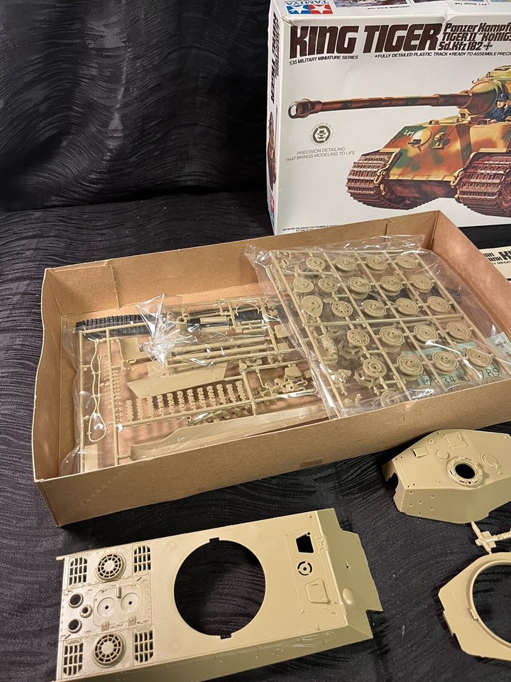 Tamiya King Tiger Panzer Kampfwagen VI Tiger II Konigs Tiger 1/35 MM ...