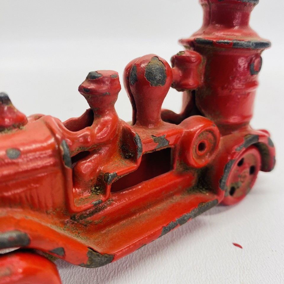 Vintage Cast Iron Red Toy fire truck steam Pumper | eBay
