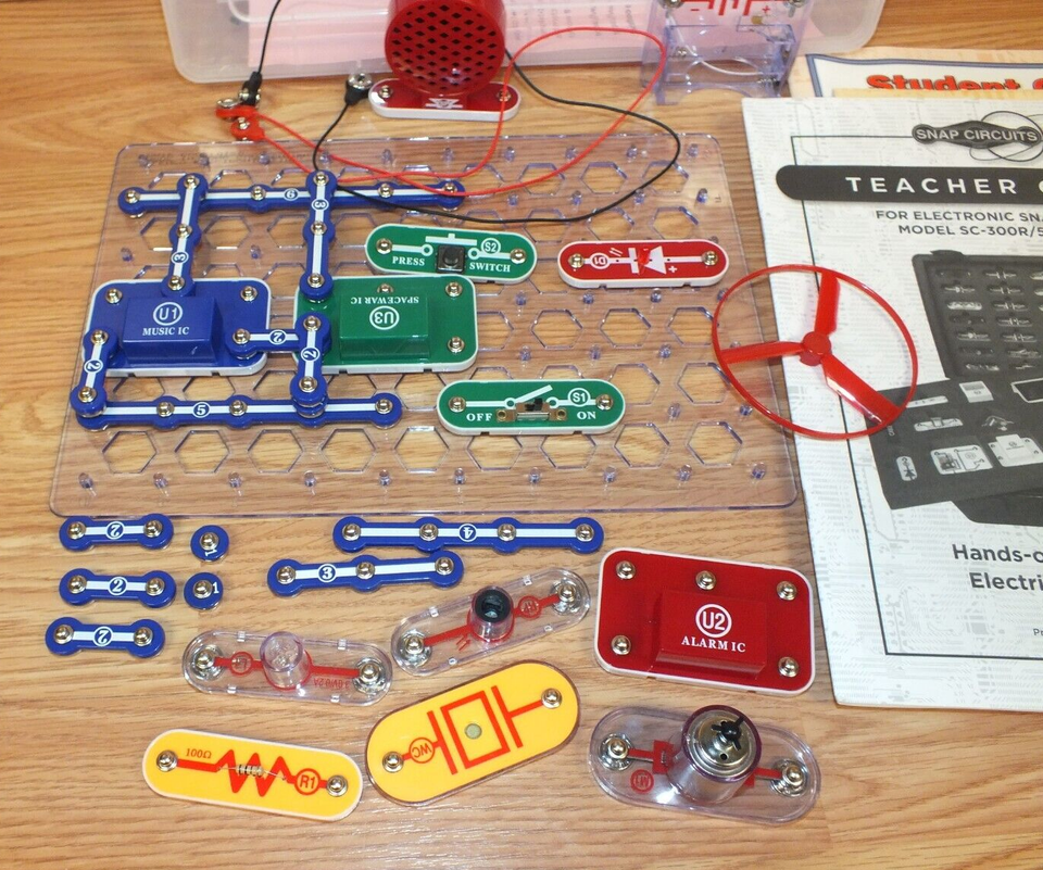 Snap Circuits Basic Electricity & Electronics Educational Program Kit ...