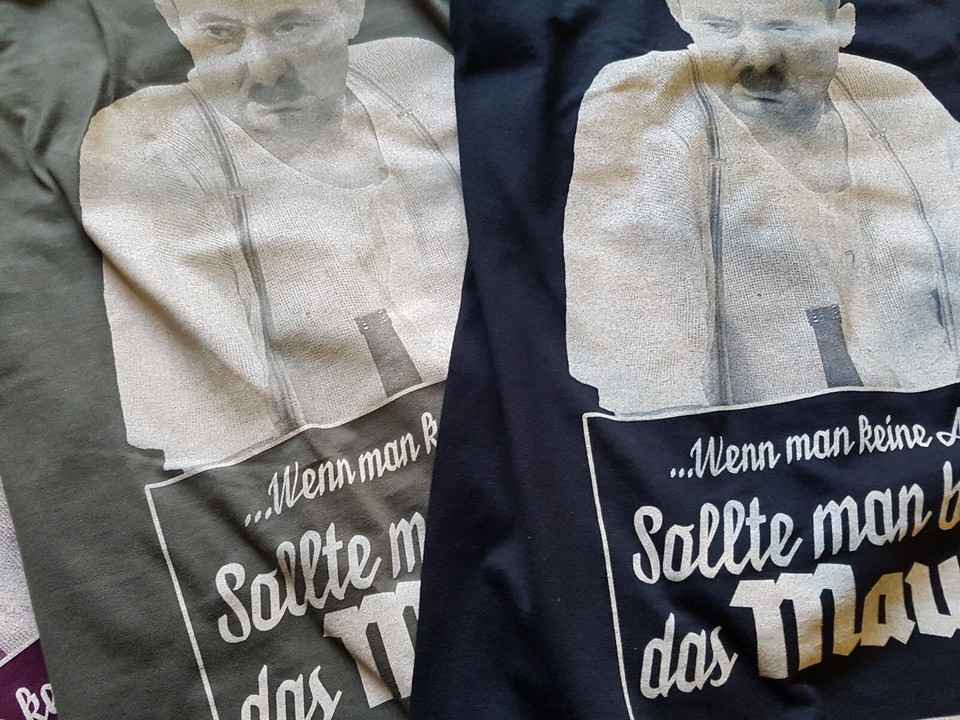 Maul halten! Alfred T-Shirt TV Kult Serie Spruch Zitat Humor Fun Punsch ...