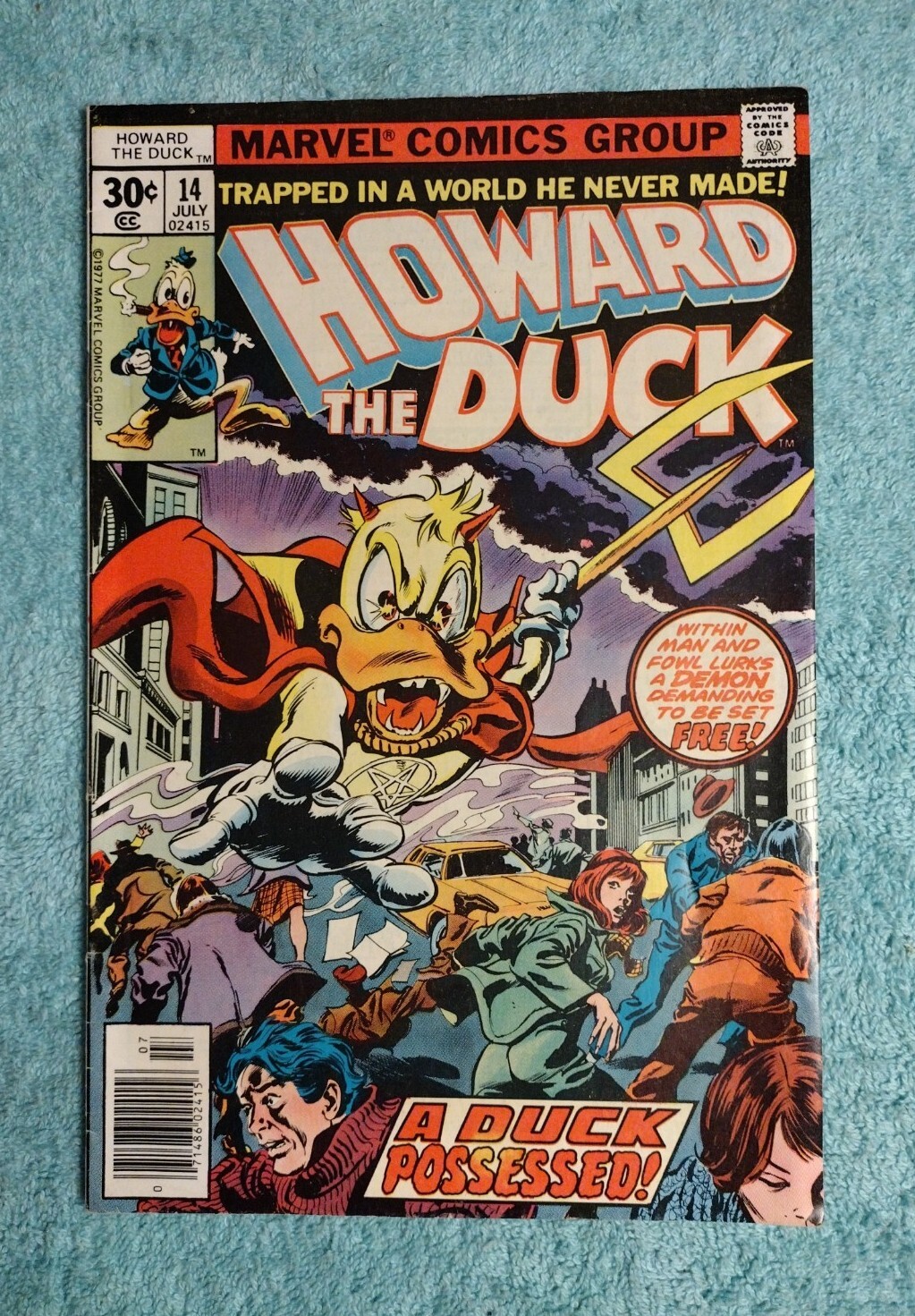 Howard the Duck #14 "A Possessed Duck" by Steven Gerber Marvel (1977 ...