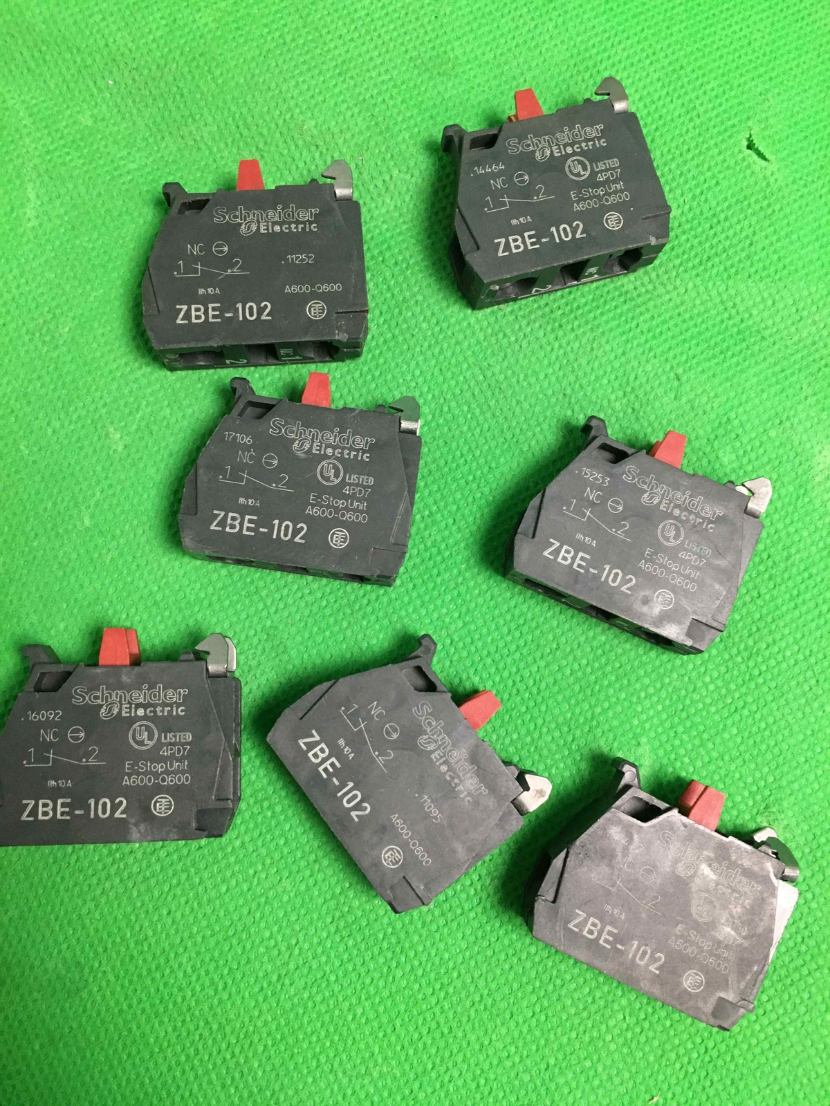 Schneider-Electric ZBE-102 / ZBE102 PACK OF 8 UNITS | eBay