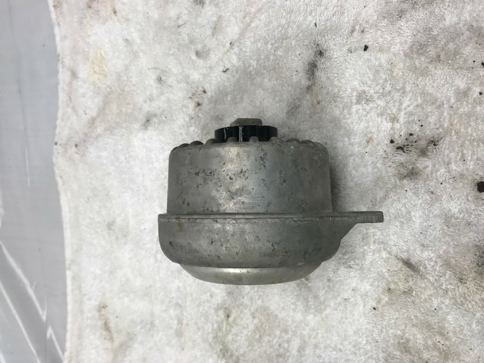 Genuine Porsche 986/996 Engine Mount 99337504905 98637504900 ...