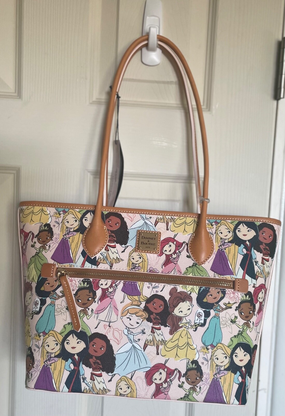 Dooney & Bourke 2022 Disney Parks Animators Multi Princess Tote Bag NWT ...
