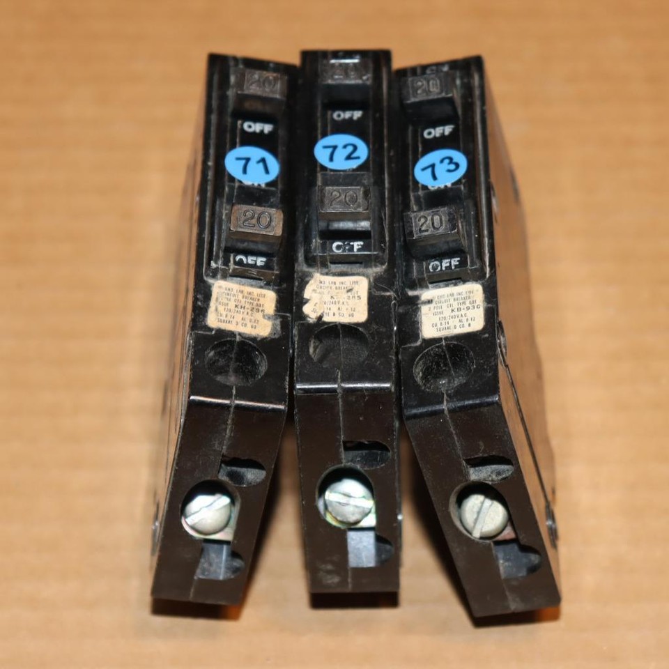 One Square D QOT2020 QO2020 Tandem 1 Pole 20 Amp Breaker w/ Hook ...