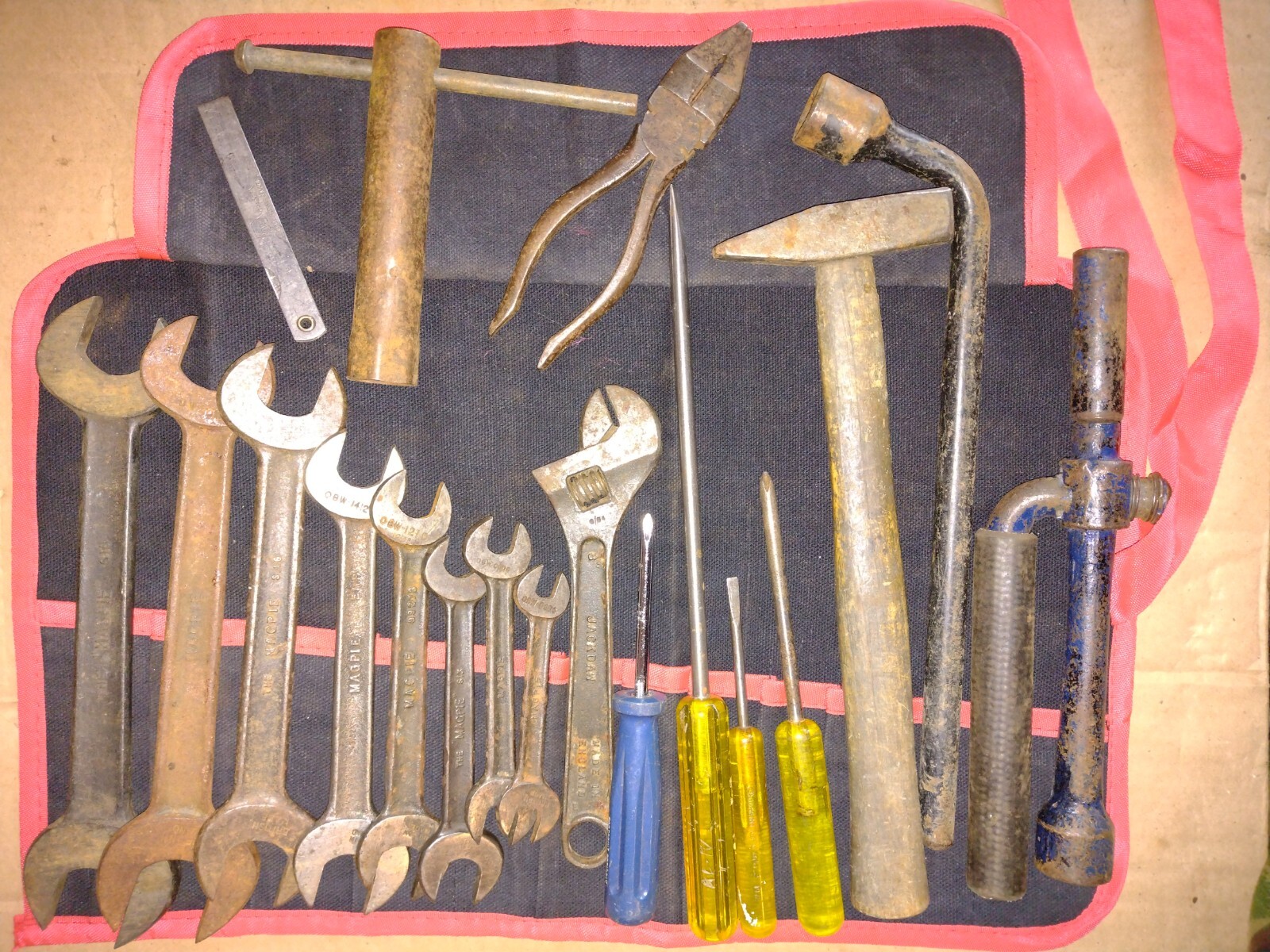 THE "MAGPIE" GARRINGTON SPANNERS TOOLKIT ROLL for all British Classic ...