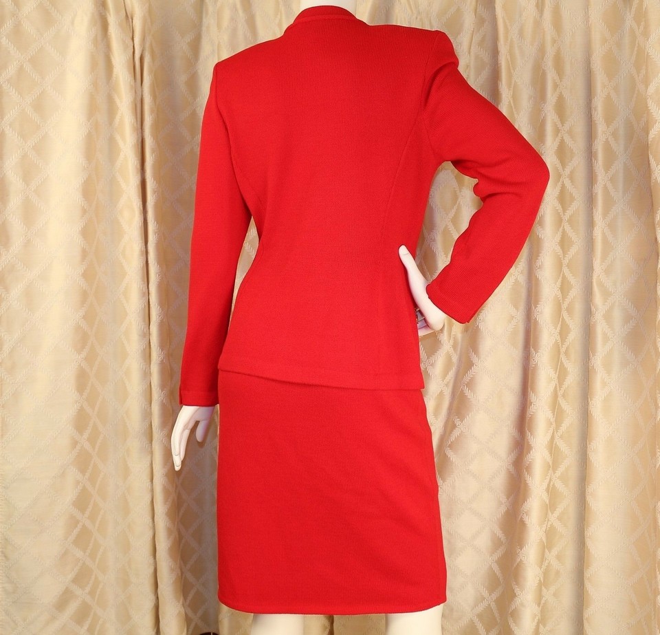 ST. JOHN Red Gold Santana Knit Ornaments Buttons Women Skirt Suit Size ...