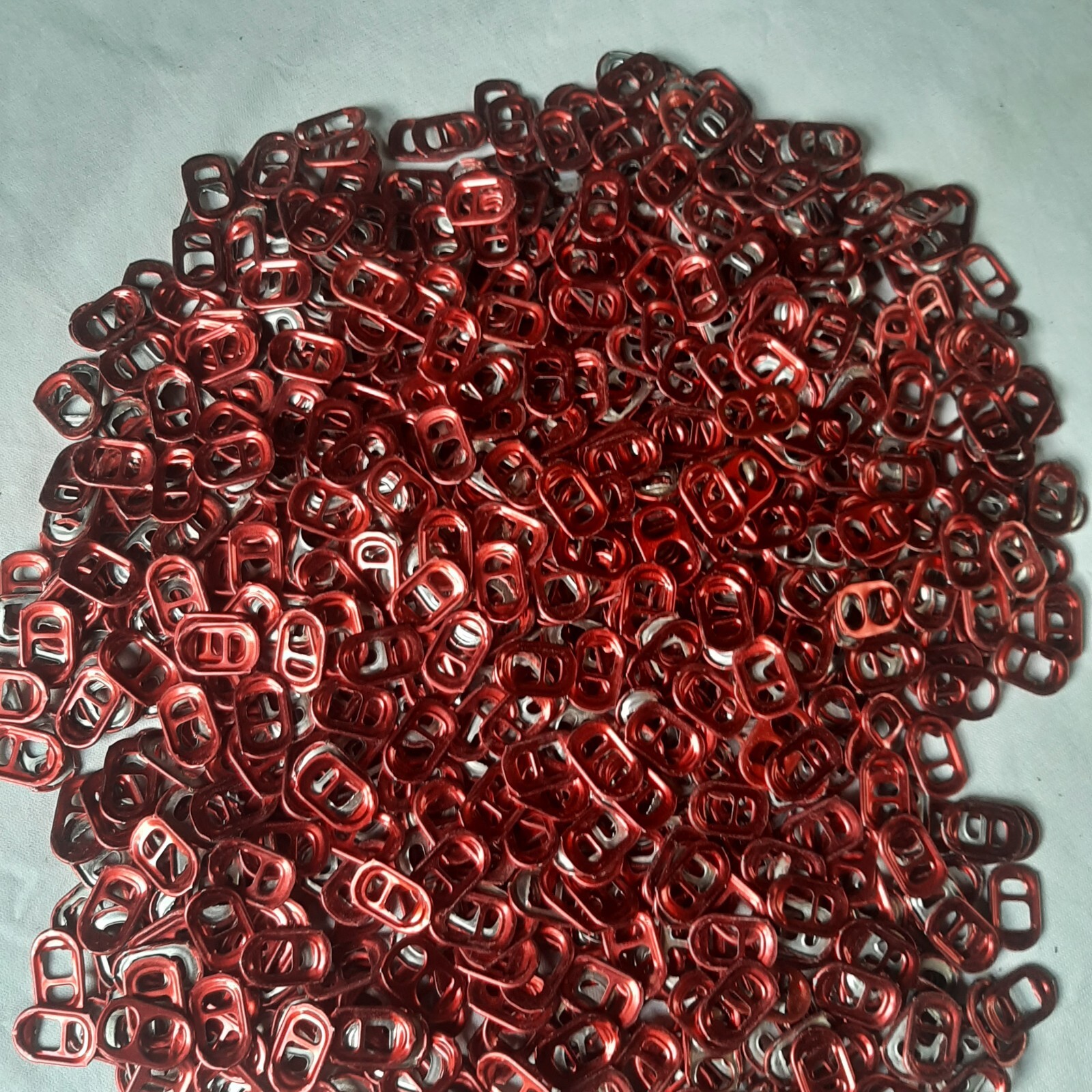 200 Red Aluminum Soda Can Pull Tabs for Crafts (2 Hole, square shape ...