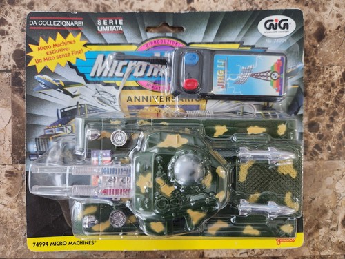 Micro Machines Military TANK B-575 ☆ on 1997 Italy GiG Card w/ Remote ...