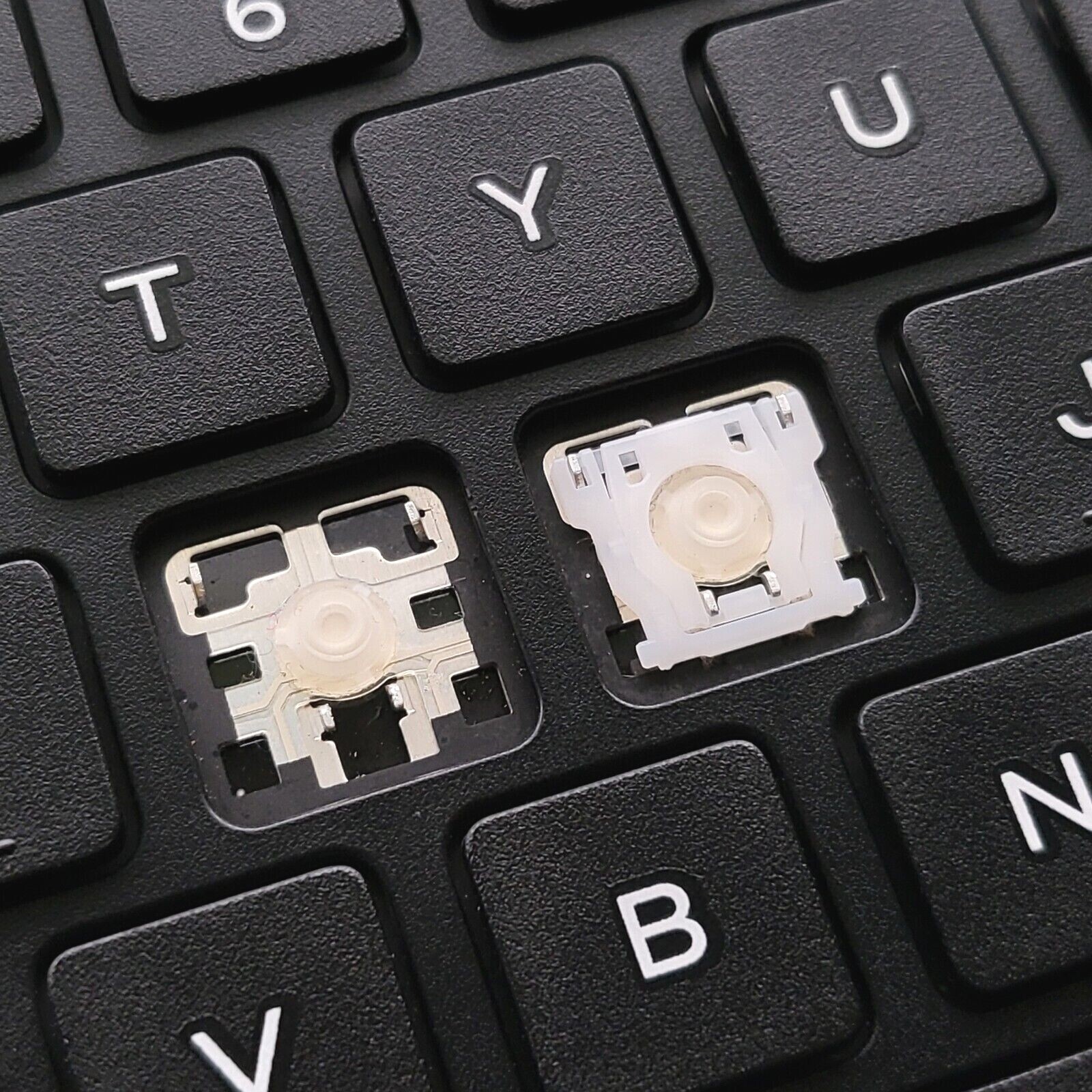 DELL Vostro 3580 | 3581 | 3582 | 3583 Single Key + Hinge | UK Keyboard ...