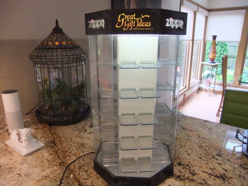 VINTAGE ZIPPO ROTATING AND LIGHTED DISPLAY CASE ! WORKING | eBay